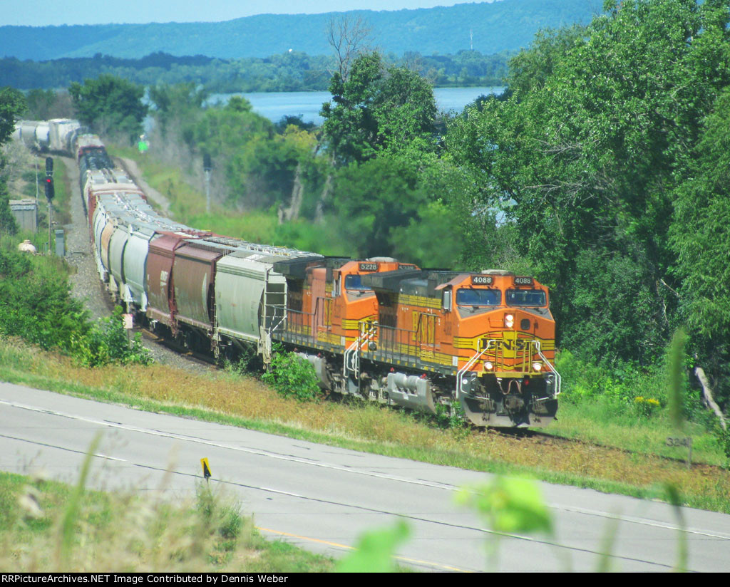 BNSF 4088, CP's River Sub.